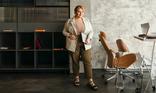 Flattering Dress Styles for Every Plus-Size Body Type (Work, Party ...